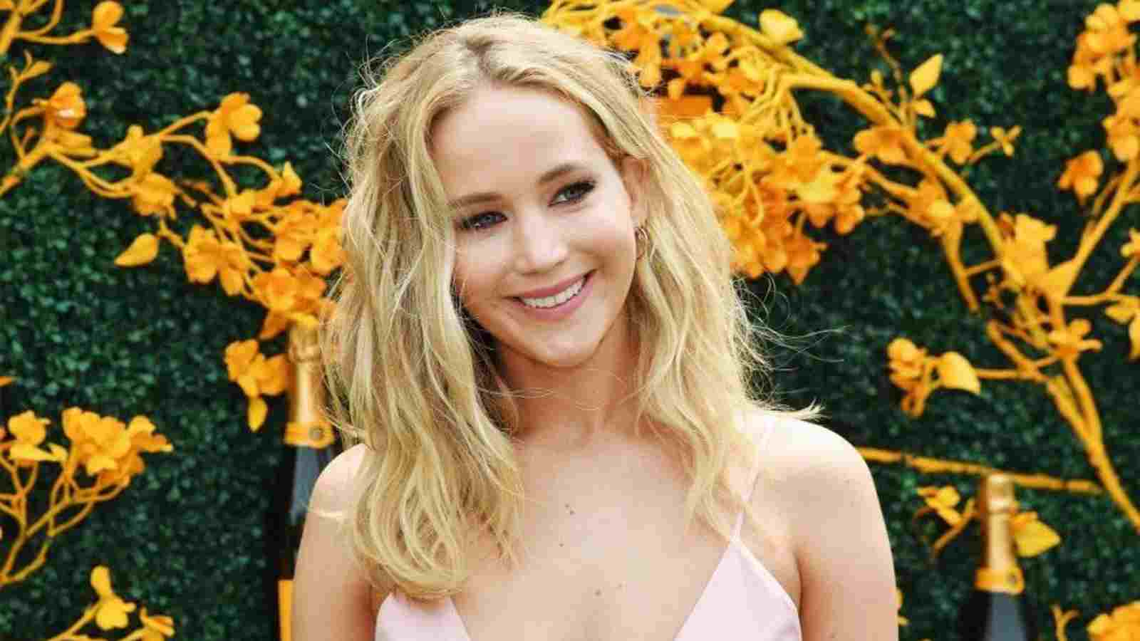Jennifer Lawrence Dating History: Famous Men Dated By 'The Hunger Games ...