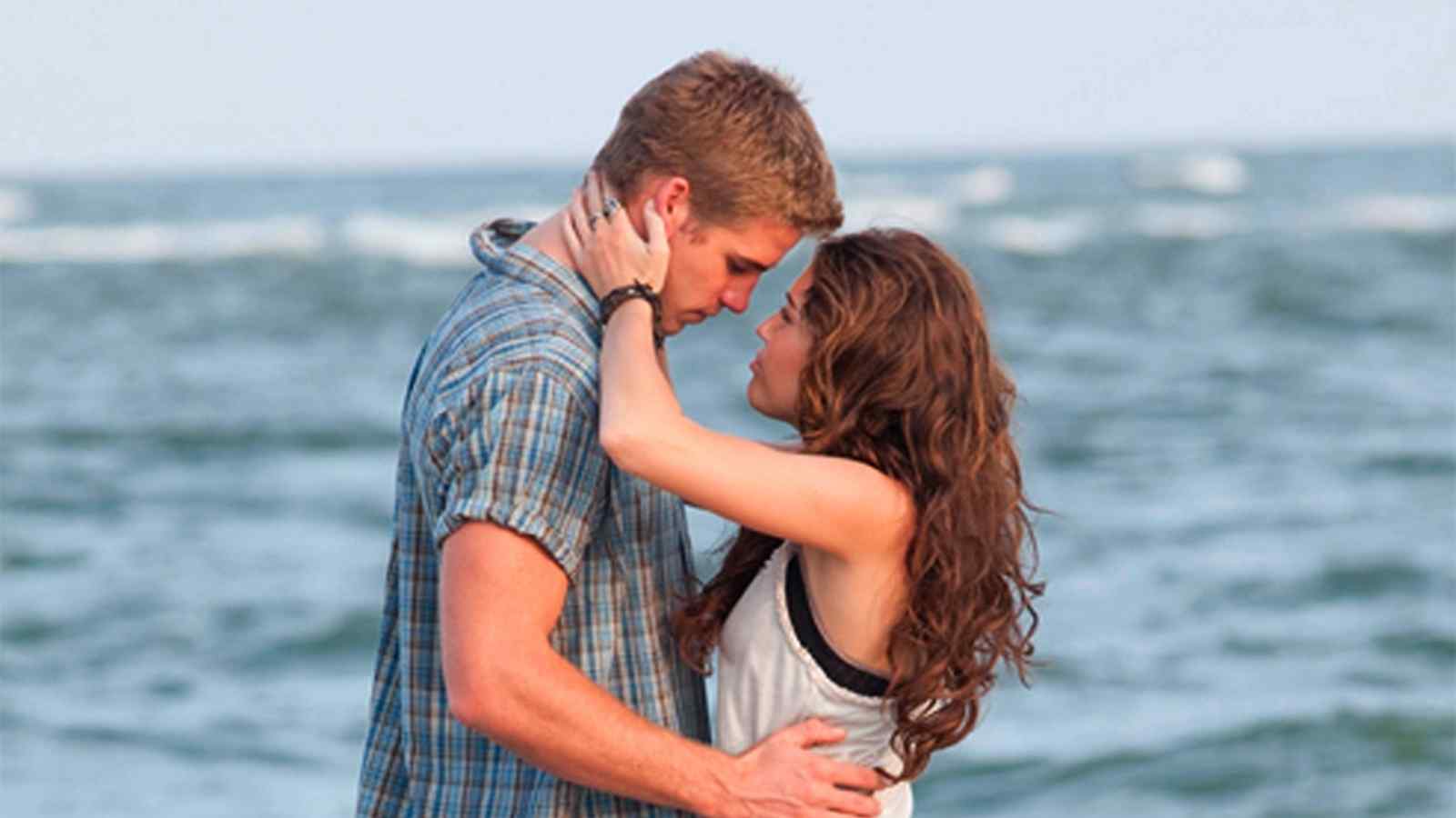 Why Did Miley Cyrus And Liam Hemsworth Get Divorced?