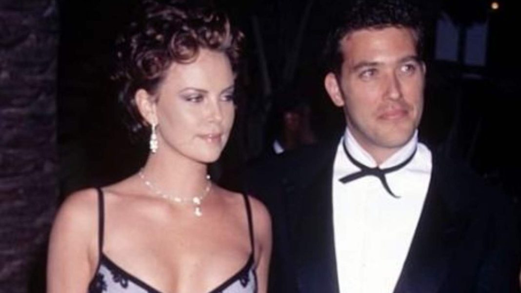Charlize Theron Dating History: How Many Men Has The 'Monster' Star Dated? Charlize Theron Dating History: How Many Men Has The 'Monster' Star Dated?