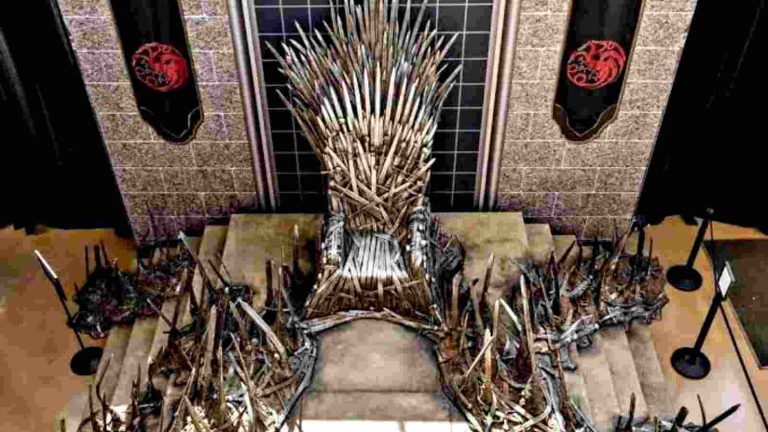 Aegon To The Mad King, Every Targaryen King To Ever Sit On The Iron Throne Aegon To The Mad King, Every Targaryen King To Ever Sit On The Iron Throne