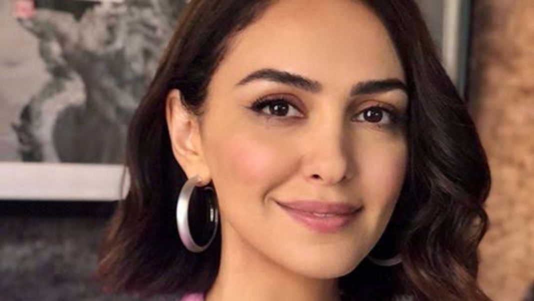 'The Rings Of Power' Star Nazanin Boniadi Explains How She Channels ...