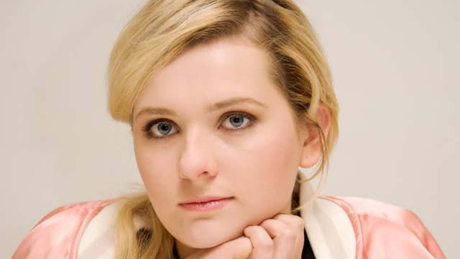 'Little Miss Sunshine' Star Abigail Breslin Recalls Her Tragic Domestic ...