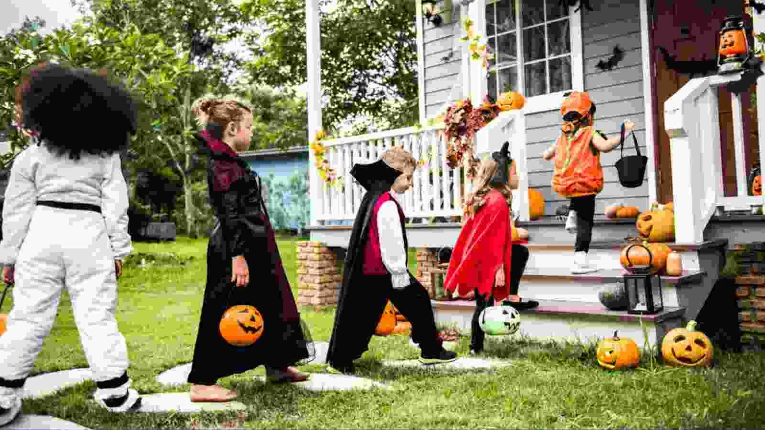 The Story Behind Halloween Trick Or Treat Tradition