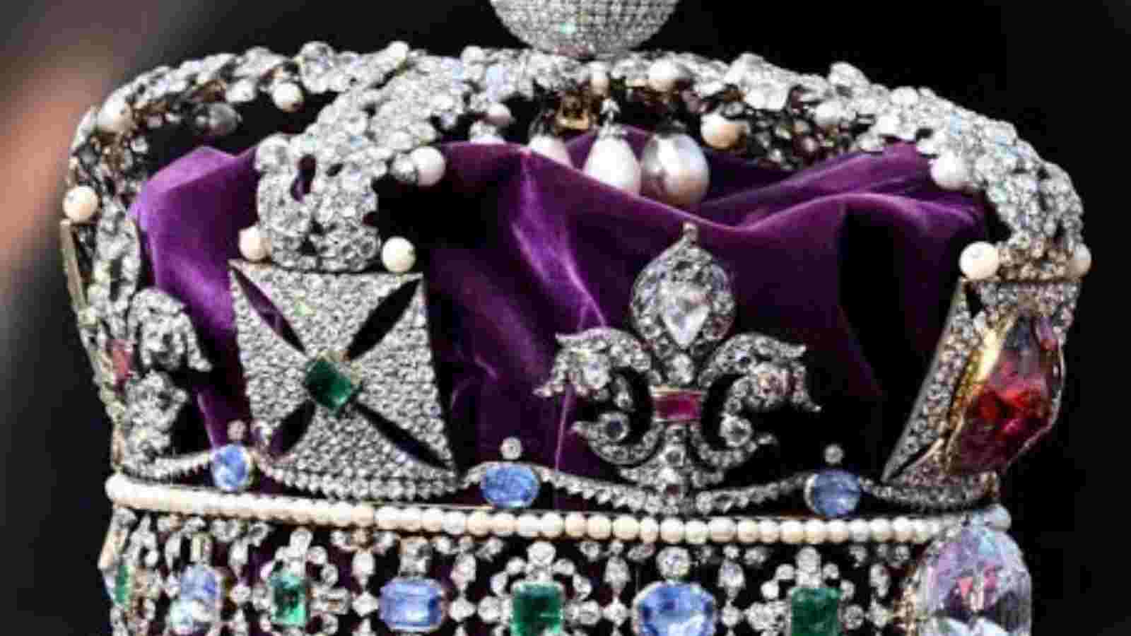 How Much Is The Worth Of Queen Elizabeth's Crown?