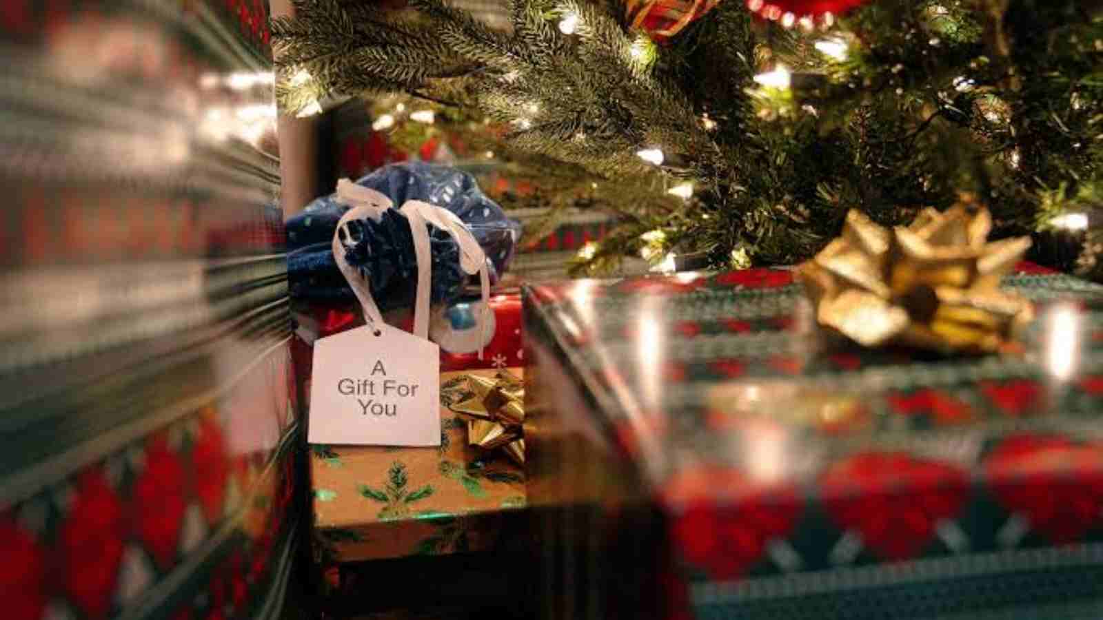 Christmas Bonus: Who Will Receive A $1000 Check In US?