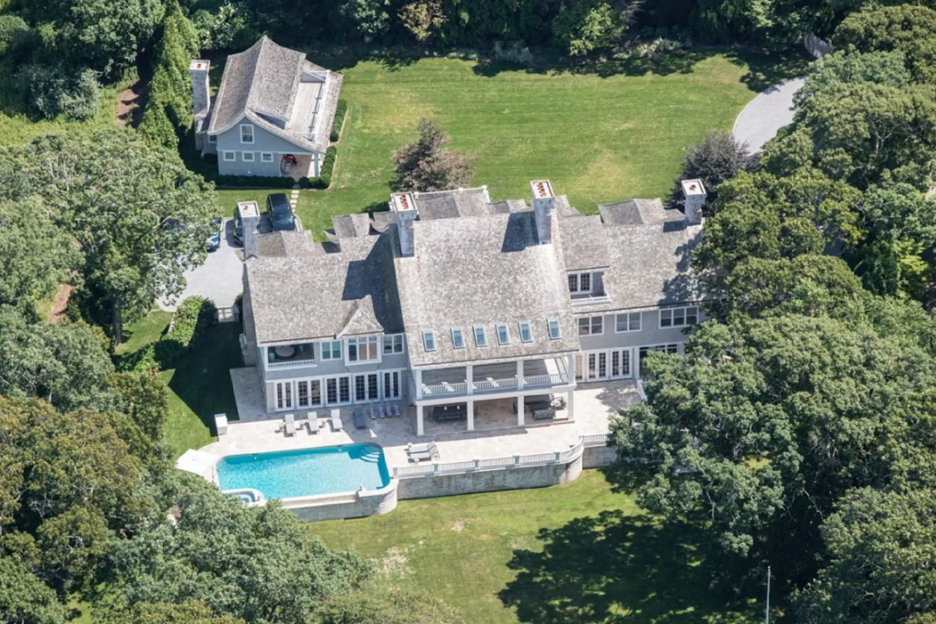 Beyonce House: Where Does The 'Crazy In Love' Superstar Live?
