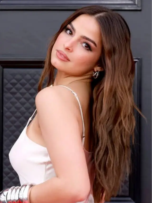 Addison Rae Stuns In A Pink Halter Dress At The 'Elvis' Party - First ...