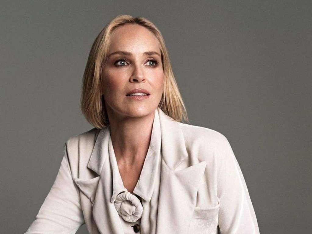 Sharon Stone Breaks Down While Talking About Her Breast Cancer During ...