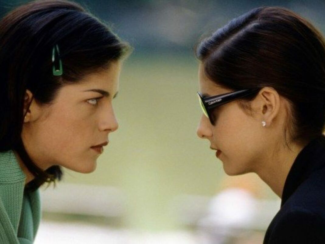 Sarah Michelle Gellar Opens Up About The Iconic Kiss Scene With Selma ...