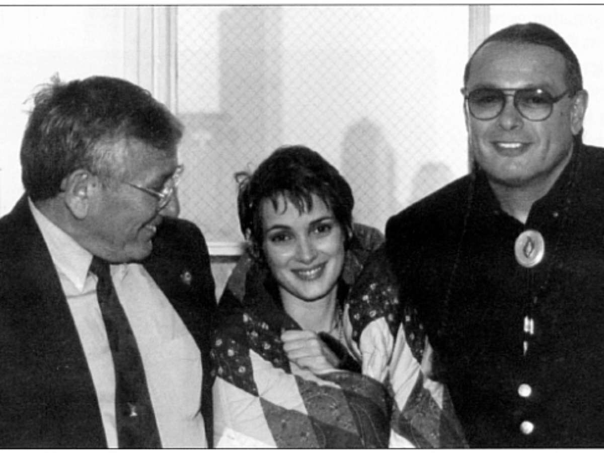 Winona Ryder Net Worth Career, Awards, Boyfriend, House And More