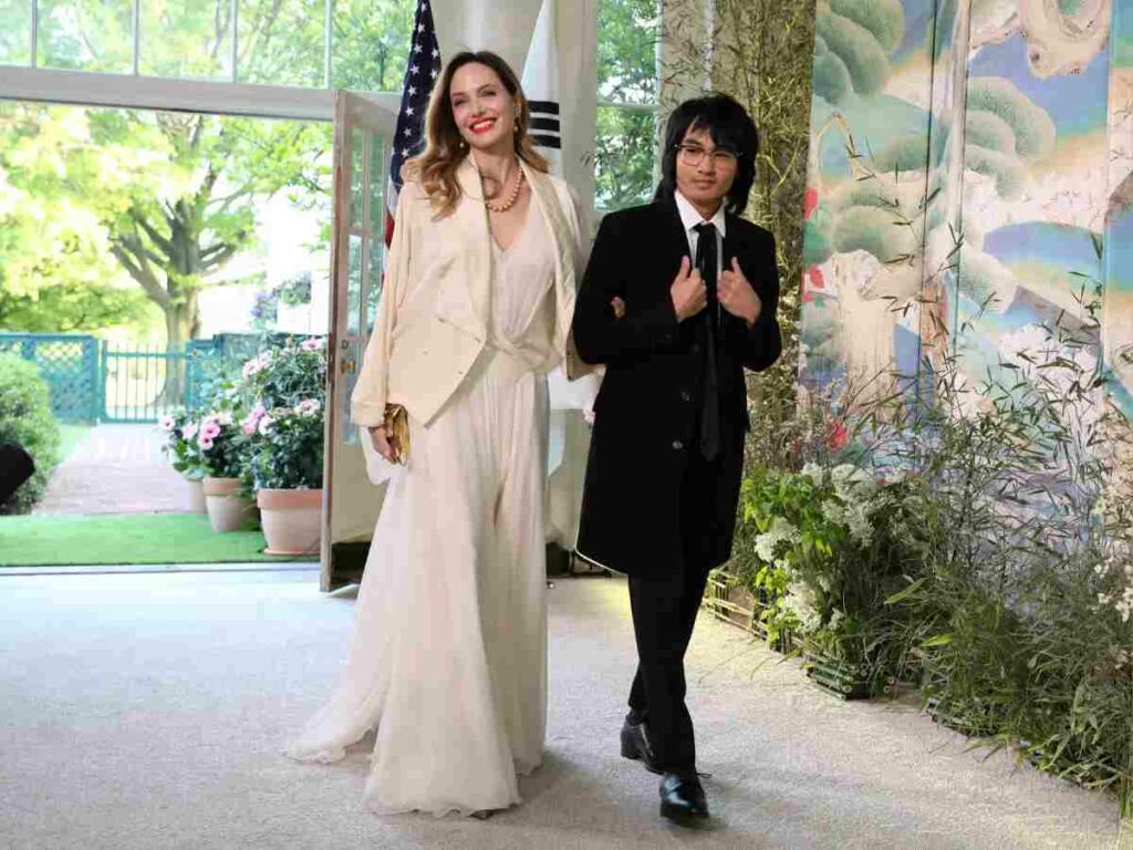 Angelina Jolie And Her Son Maddox Attend State Dinner With US President ...
