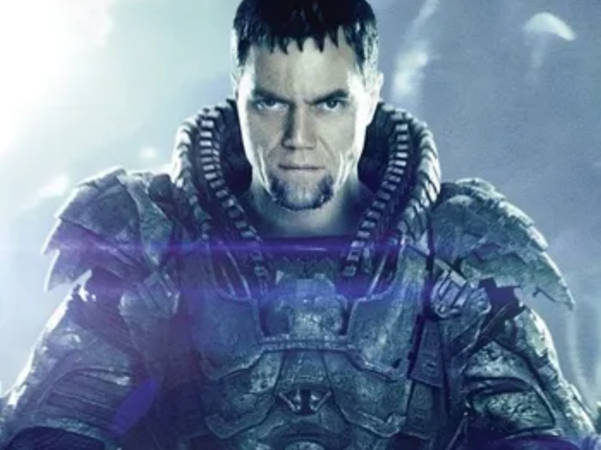 10 Greatest Super Villains In Comics: Bad Guys Who Steal The Show