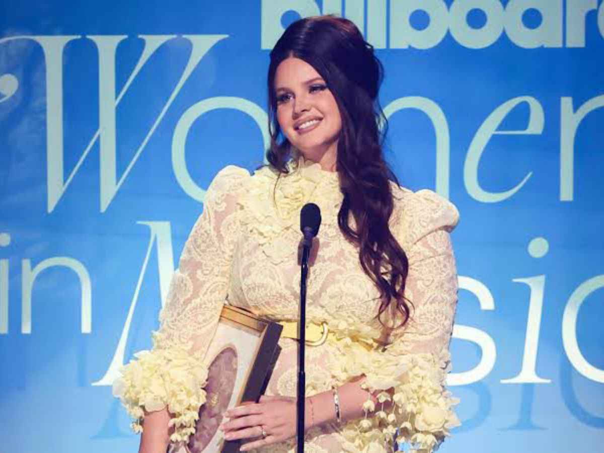 Lana Del Rey Reveals How She Ended Up Working In The Waffle House
