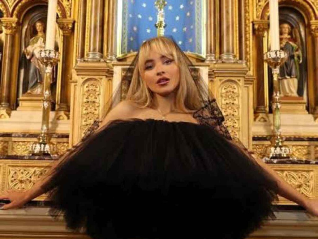 Sabrina Carpenter Reacts To 'Feather' Video Church Scandal. Here’s What ...