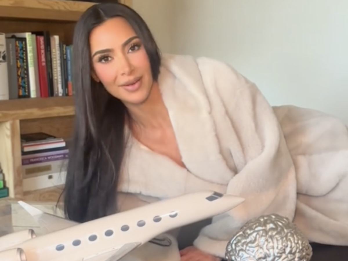 Kim Kardashian's Insane SKKN Office Includes A 3D Model Of Her Brain, Tanning Bed And Custom ...