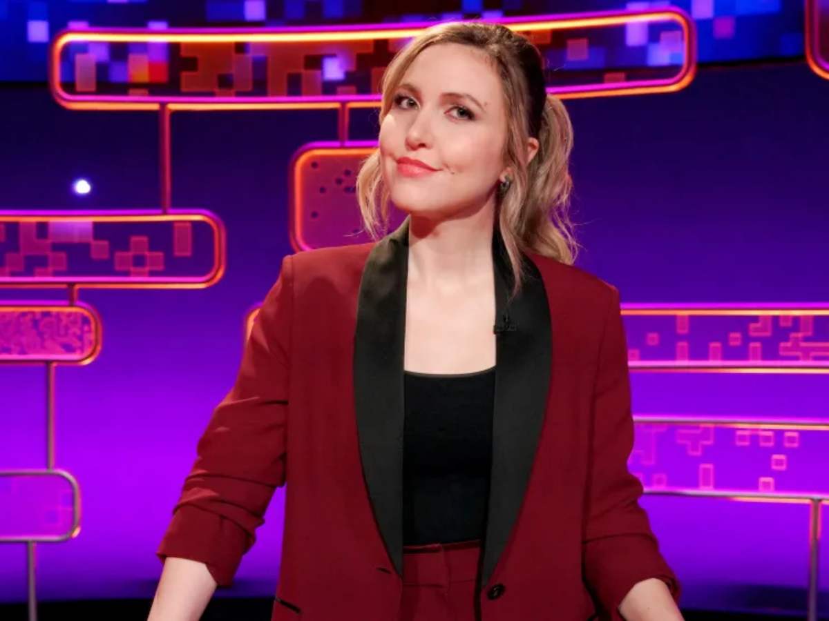 "I Am Garbage Compared To Her": Comedian Taylor Tomlinson Reacts To ...