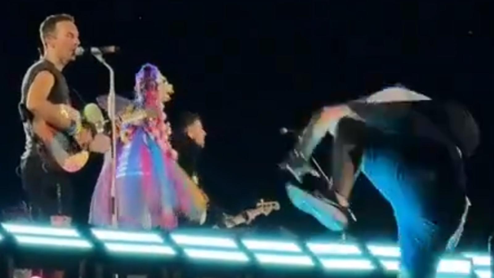 Watch: Audience Member Falls Down At Coldplay's Concert While ...