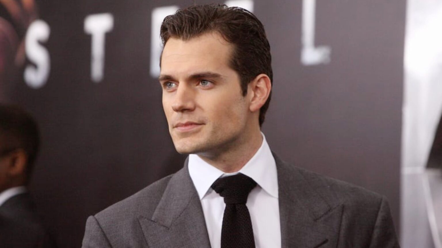"My Uncle Is Superman": Henry Cavill Reveals How No-One Believed His ...