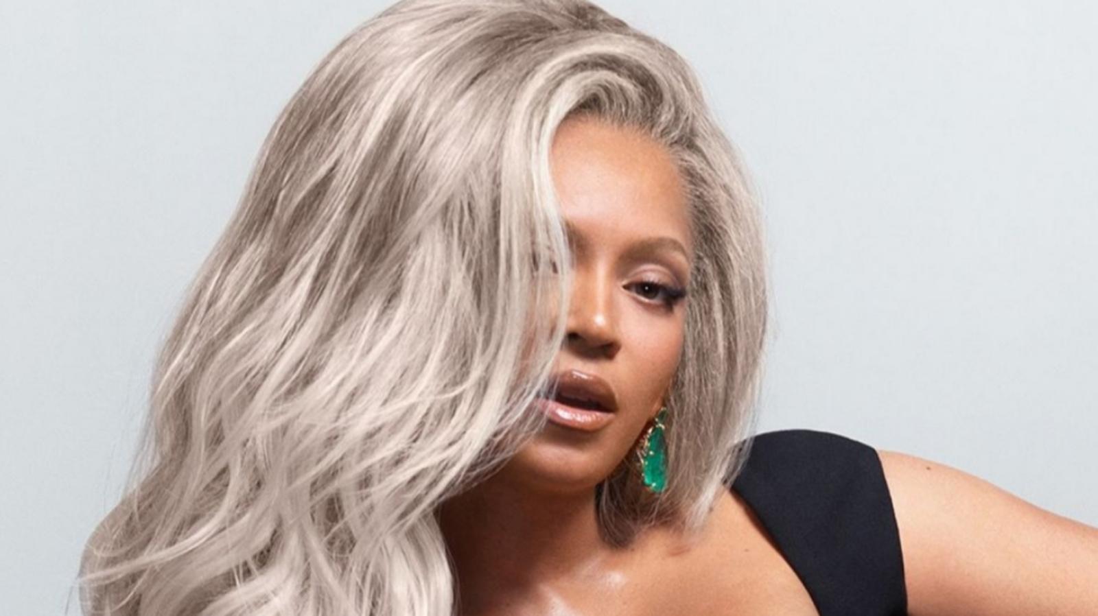 Beyoncé Compliments Female Singer-Songwriters Of The Current Generation