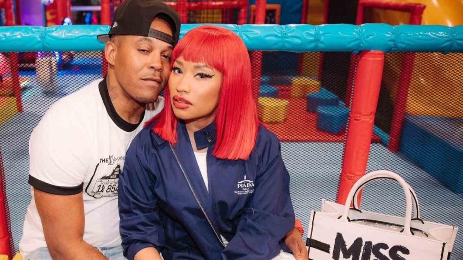 "Dear Weak Loser...": Nicki Minaj Fires Back At A Fan Over Comment On ...