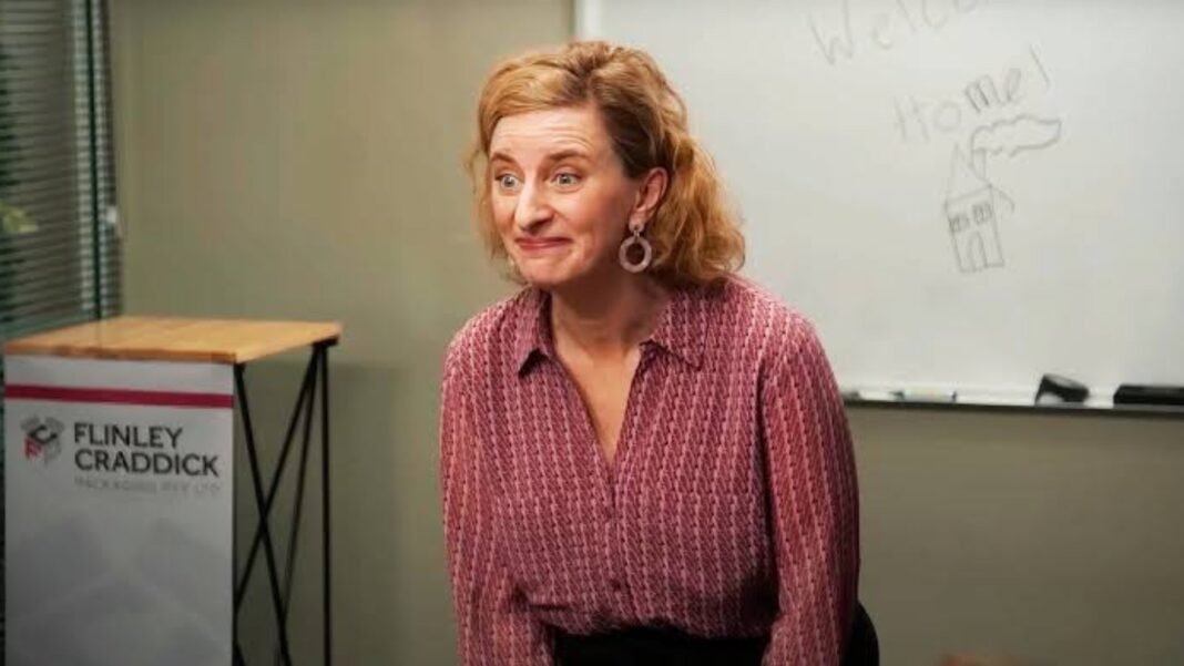 “I’m Gonna Get F**king Dragged By The Internet”: Felicity Ward On ...