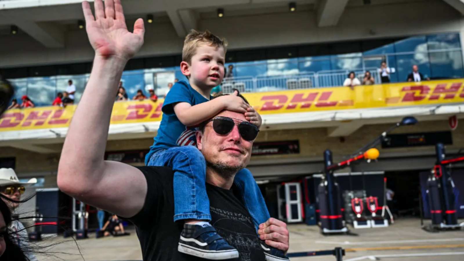 Elon Musk Trashes Reports Of Grand Family Compound Being Secretly ...