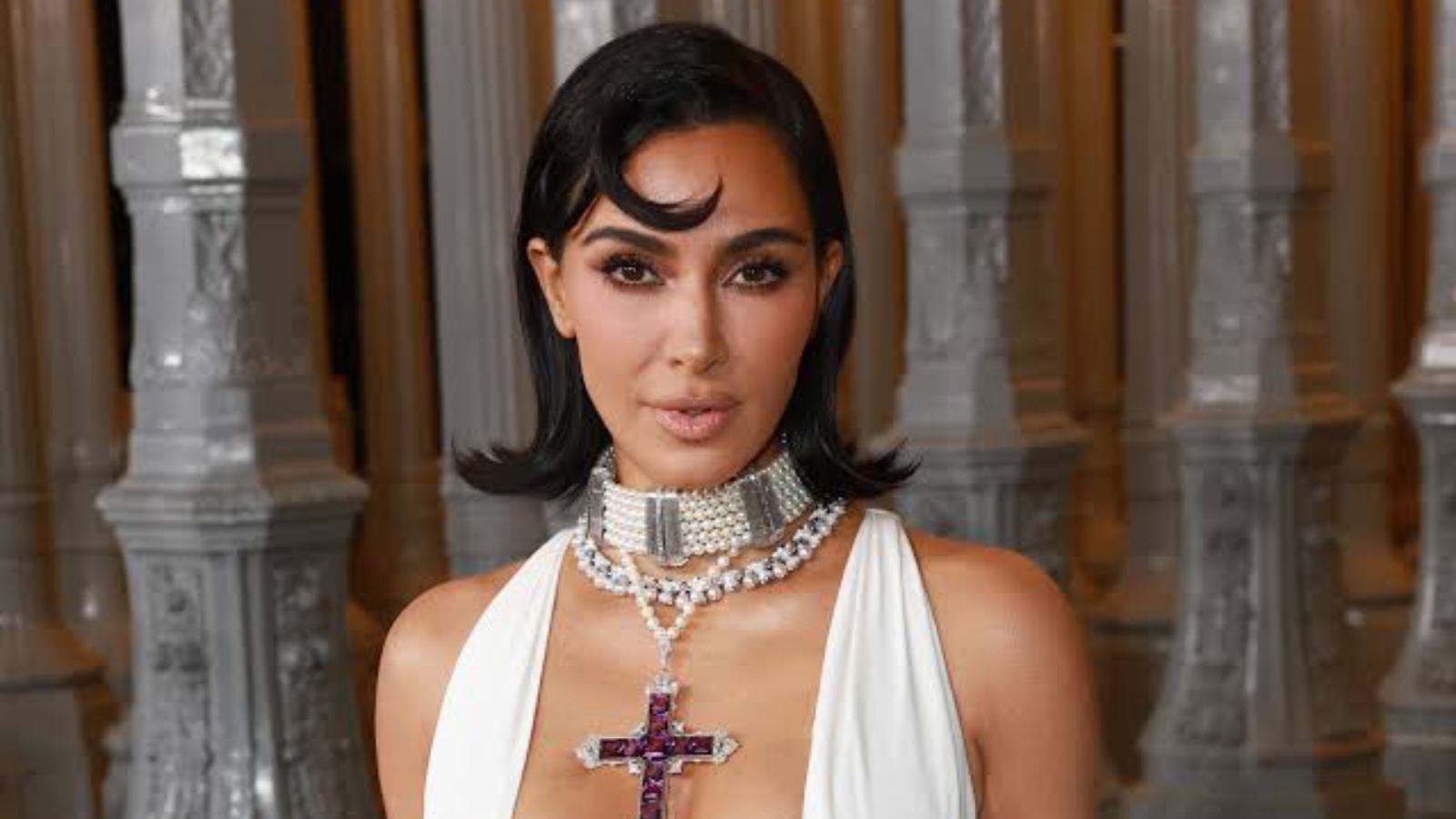 Kim Kardashian Creates Controversy By Wearing Princess Diana’s Cross ...