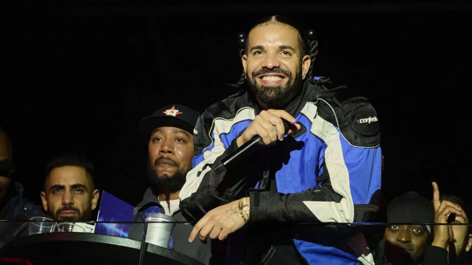 "Only Facts Fold Me, Fairytales Don't Work": Drake Throws Subtle Shade ...