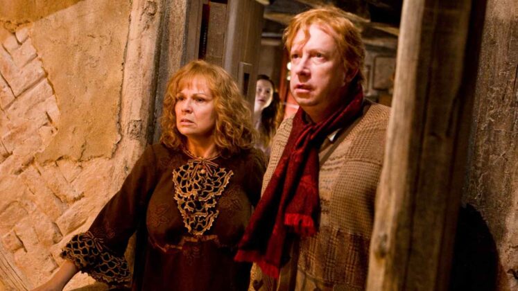 'Harry Potter': Why Were The Weasleys Poor? Harry Potter: Why Were ...