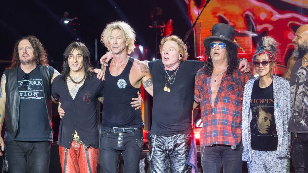 10 Longest Music Tours Of Modern Era 10 Longest Music Tours Of Modern Era