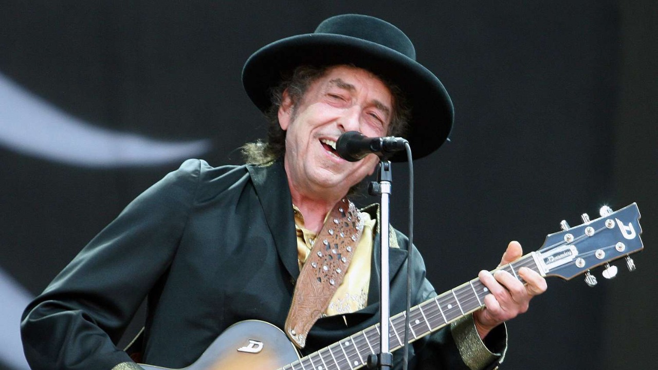 10 Longest Music Tours Of Modern Era 10 Longest Music Tours Of Modern Era