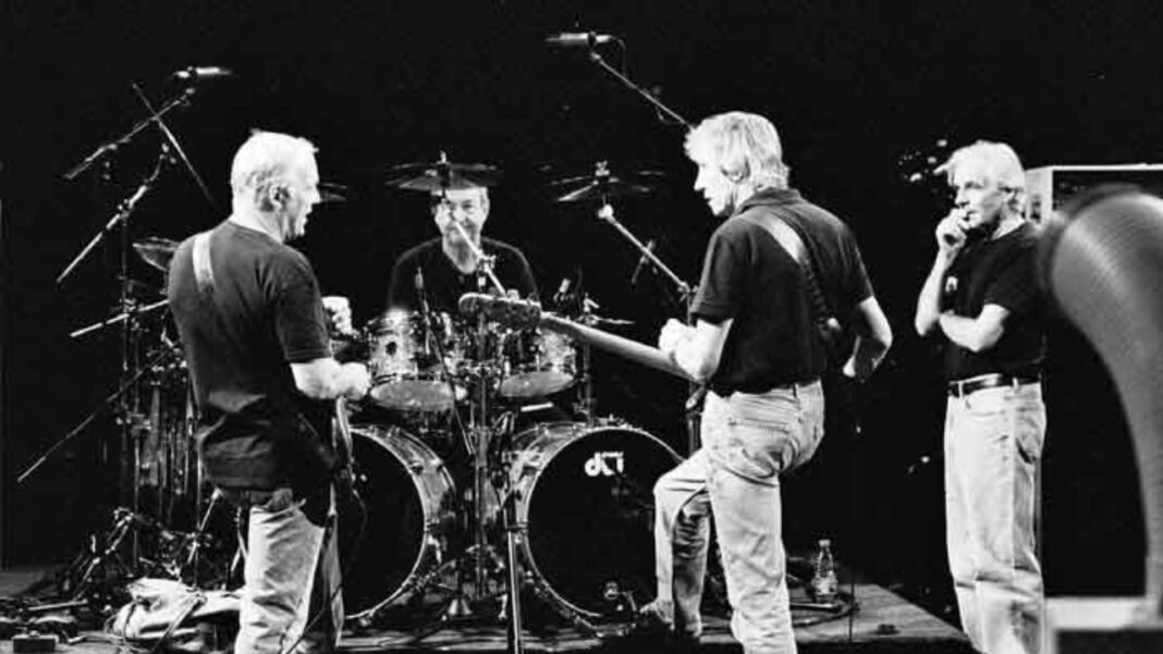 10 Longest Music Tours Of Modern Era 10 Longest Music Tours Of Modern Era