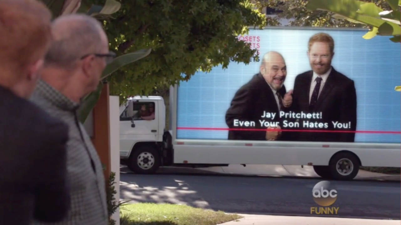 'Modern Family': We Need To Talk About Jay Pritchett's Best Bond Outside His Family