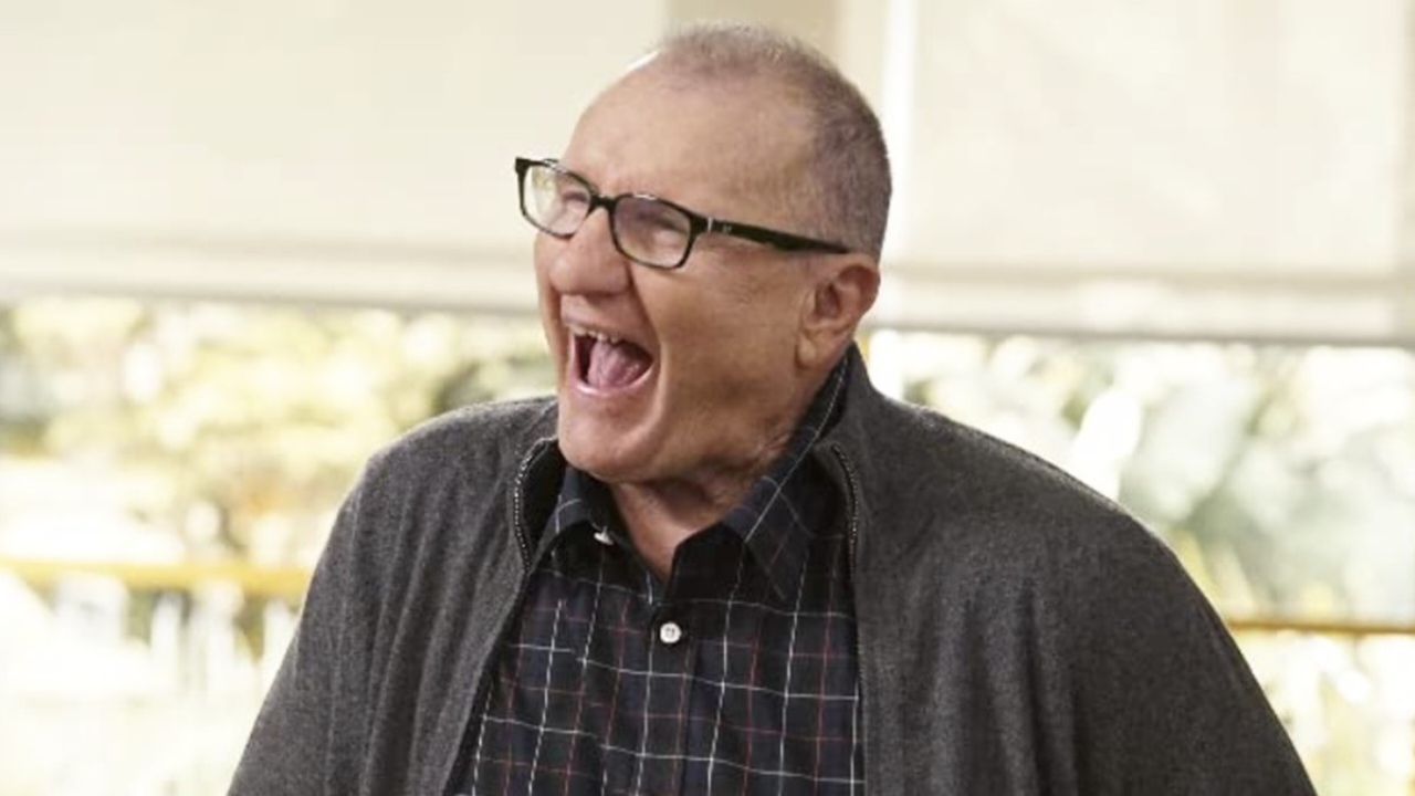 'Modern Family': We Need To Talk About Jay Pritchett's Best Bond ...