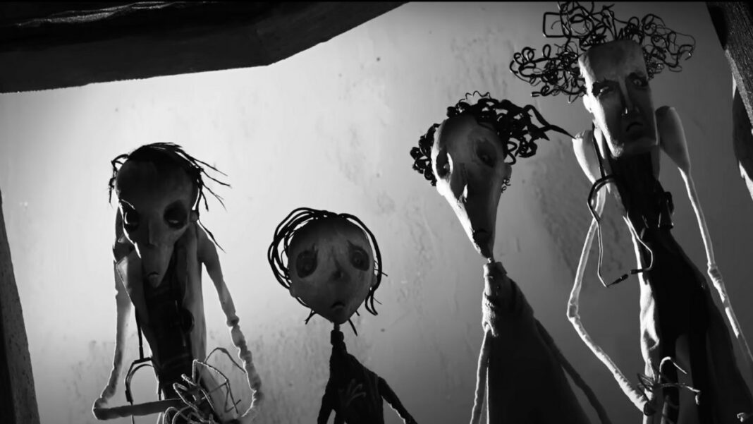 'Wednesday': This Creepy 90-Second Scene Took Tim Burton 8 Months To ...