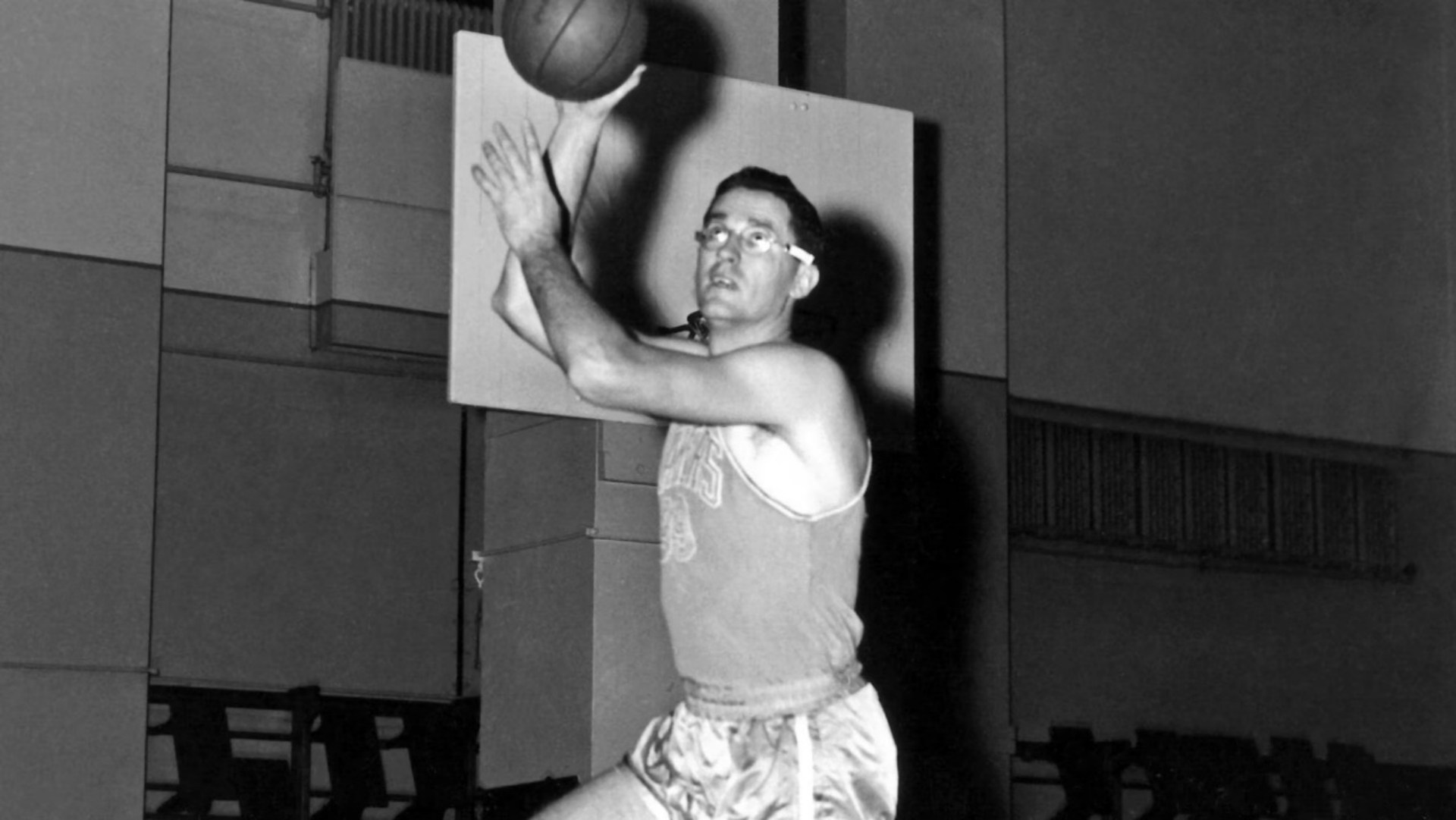 25 Embarrassing Records in NBA History - FirstCuriosity