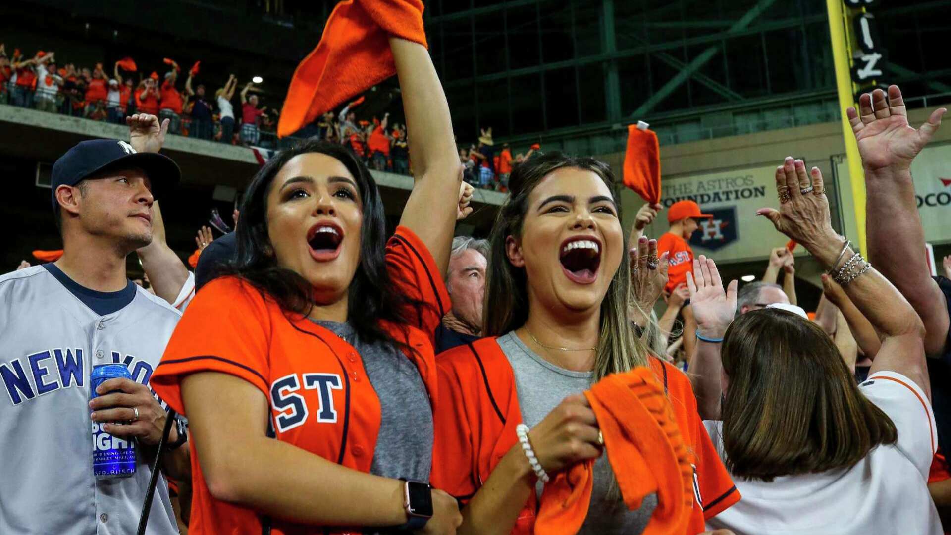 25 Most Annoying Fanbases in American Sports Ranked - FirstCuriosity