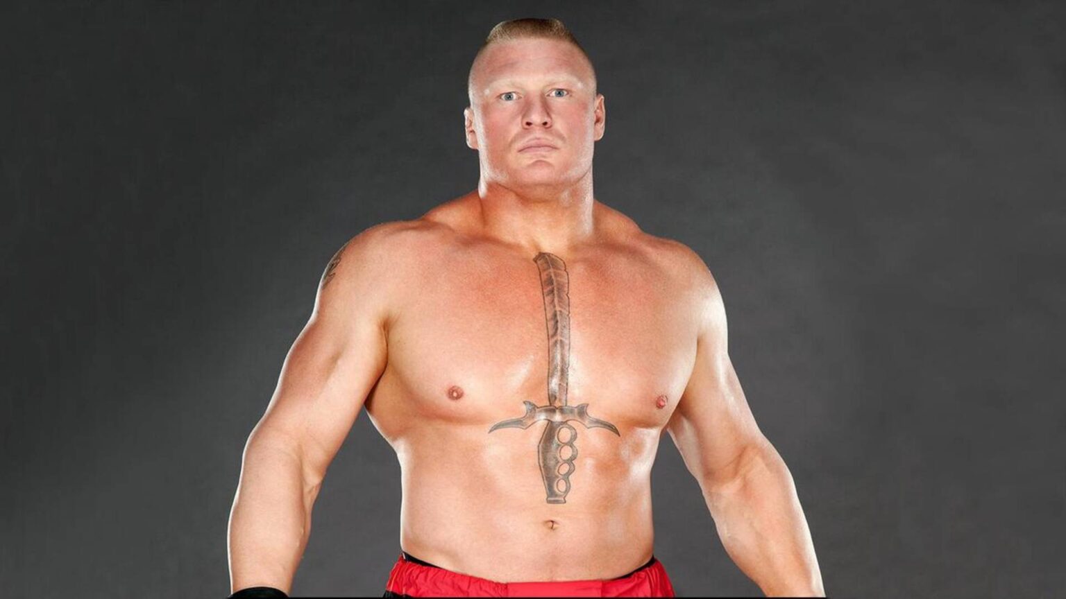 Brock Lesnar Slips During RAW Entrance In Oklahoma City Ahead of ...