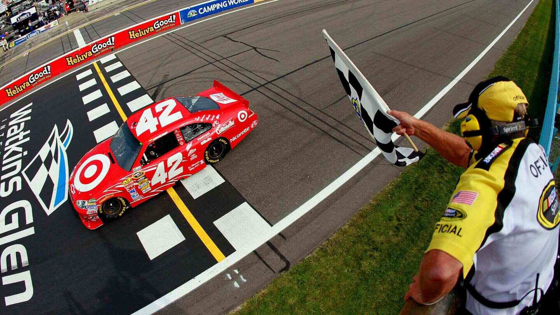 Top 10 NASCAR Teams That Fell from Glory - FirstCuriosity