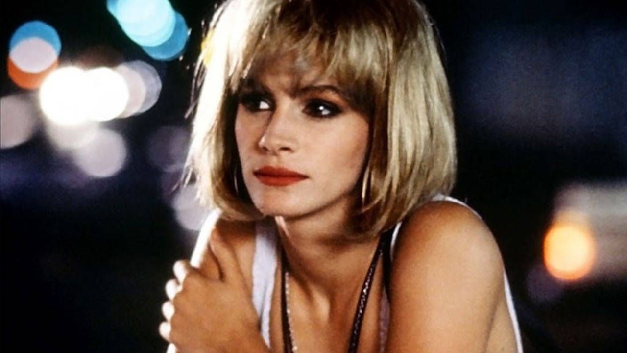 Julia Roberts Passed On A Major Superhero Role At The Peak Of Her Early ...