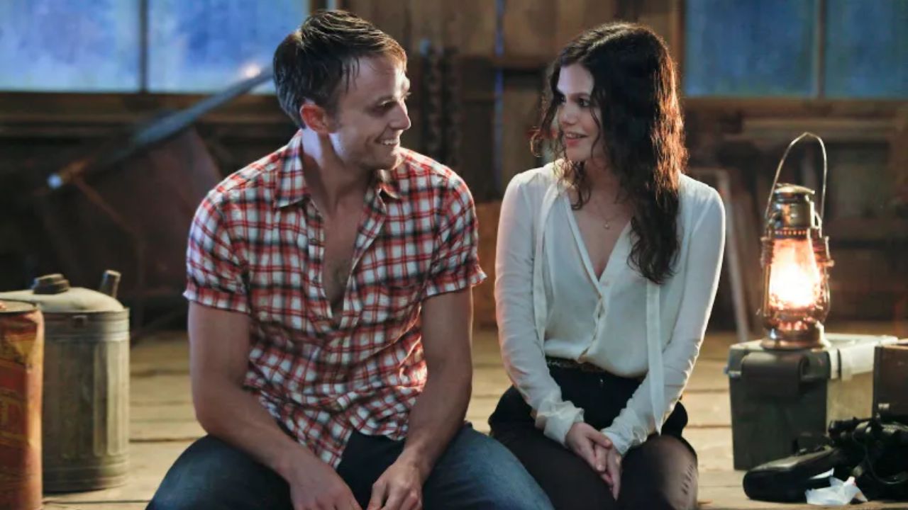 Wilson Bethel Drops A Chaotic Bomb On The Beloved 'Hart Of Dixie' Couple