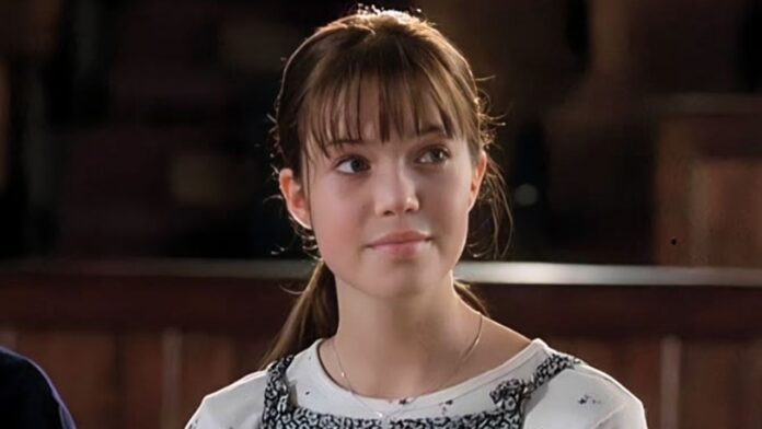 Mandy Moore Won 'A Walk to Remember' Role Over Studio's Preferred Pop ...